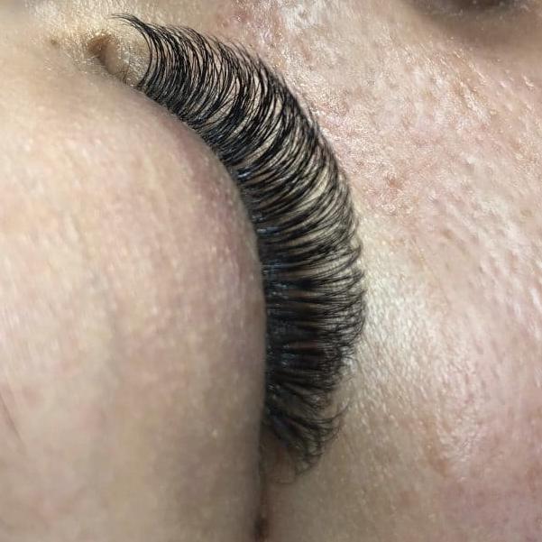 Lash Extension Types For Face Shape To Enhance Your Look